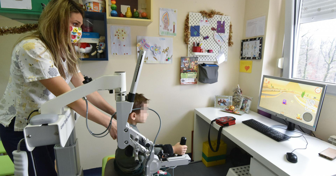 Jutarnji list - PBZ Grupa donirala Specijalnoj bolnici na Goljaku robotsku ruku za uspješniju ...