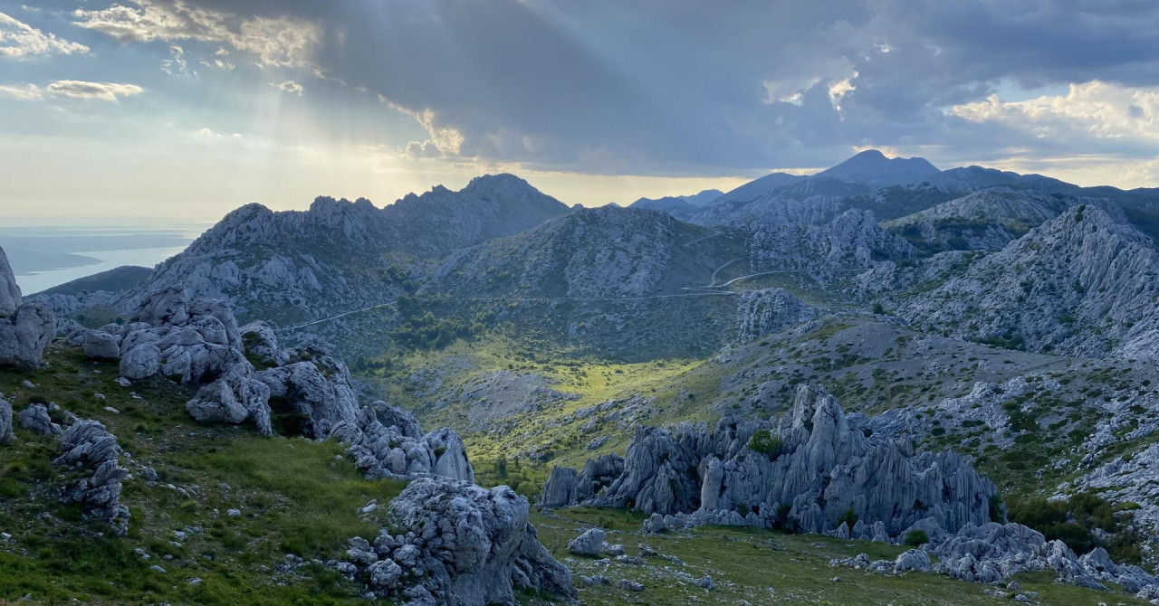 Like - Velebit je doista čaroban! Od impozantnih vrhova i mukom ...