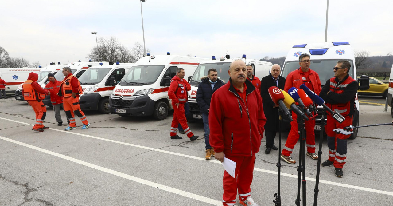 Jutarnji list - Vozači saniteta i medicinske sestre planiraju štrajk i ustavnu tužbu protiv države