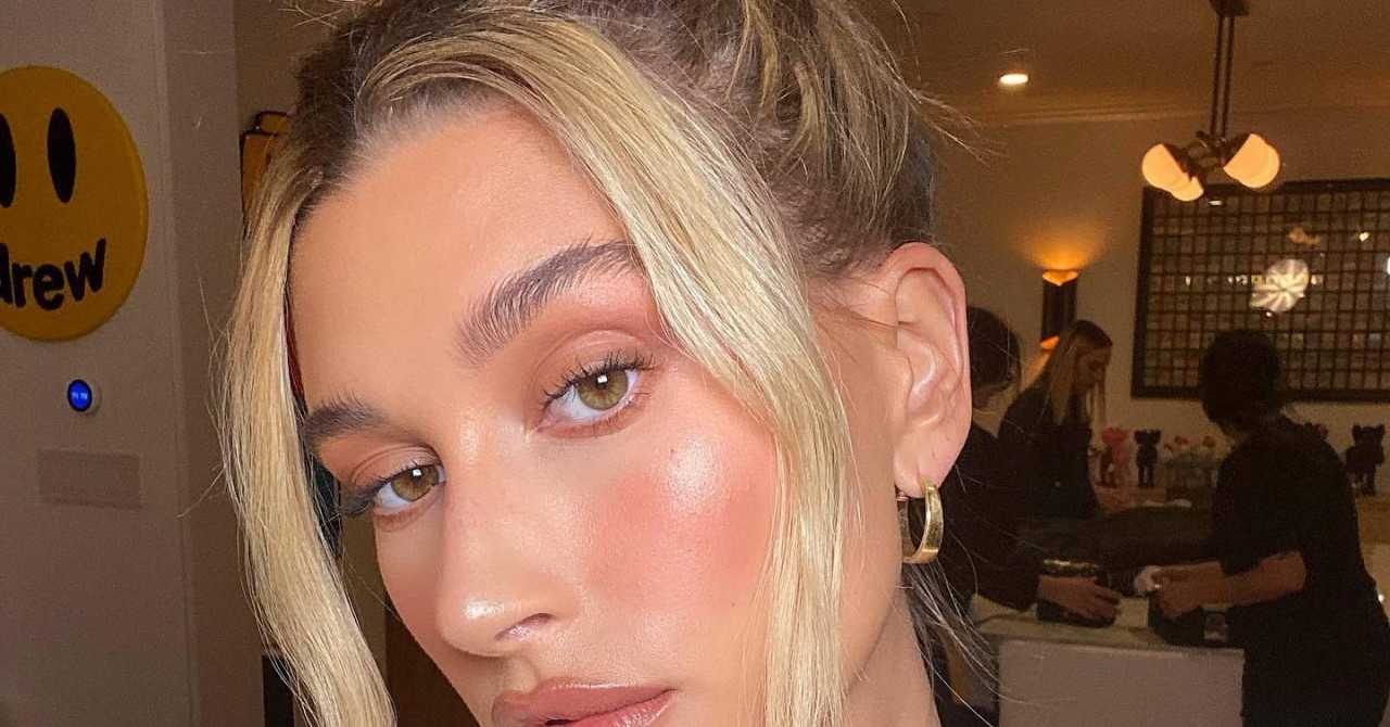 Gloria - Muškarci užasnuti trendom Hailey Bieber: ‘Moja baka ima takve ...