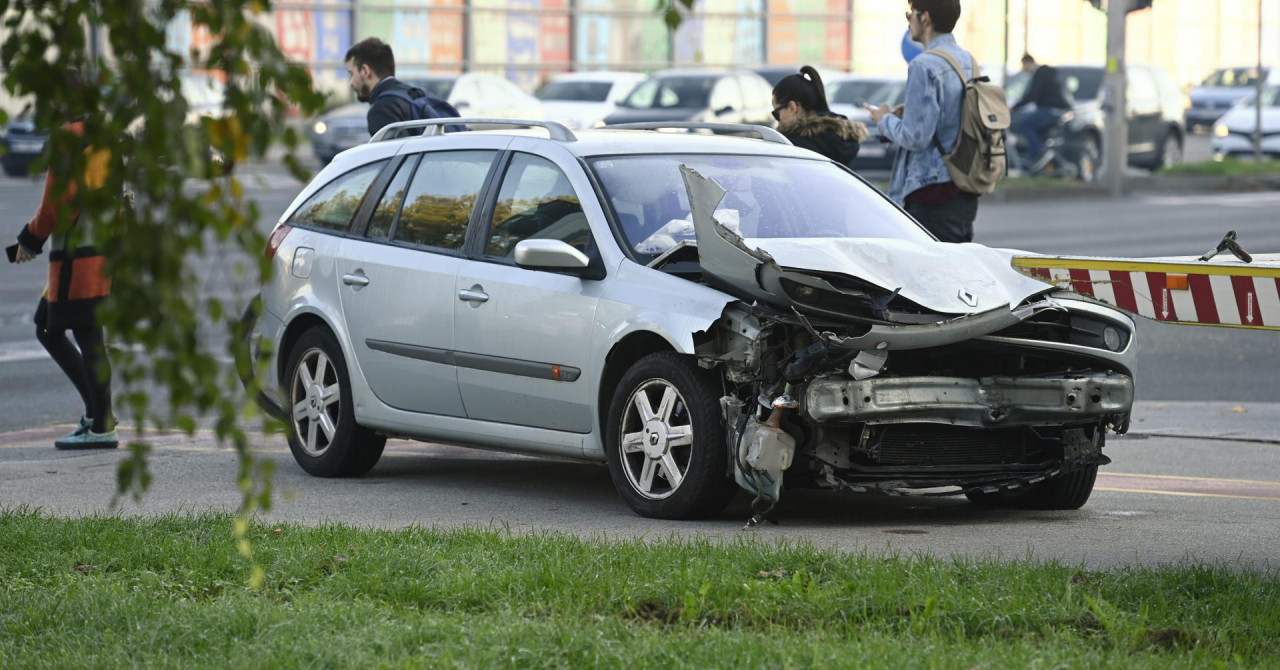 Jutarnji list - Krš i lom na Slavonskoj: Sudarila se dva automobila, stvorile se goleme gužve ...