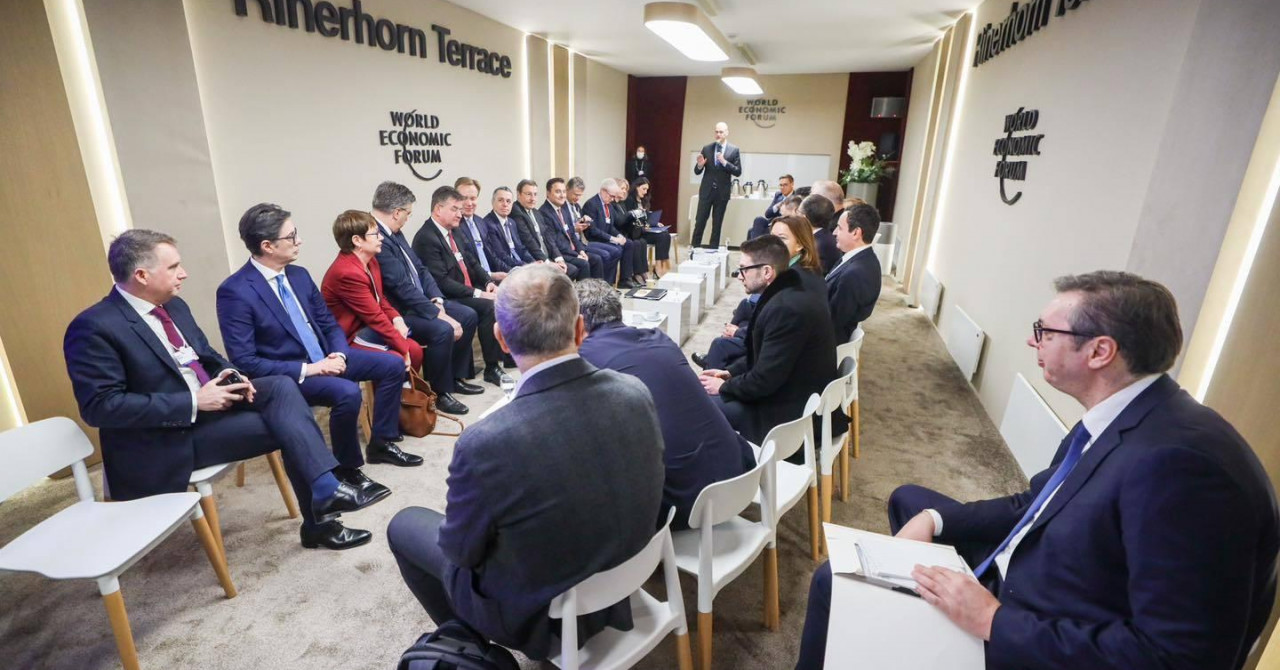 Jutarnji list - Pojavila se fotografija na kojoj razgovaraju čelnici Zapadnog Balkana. Svi su u ...