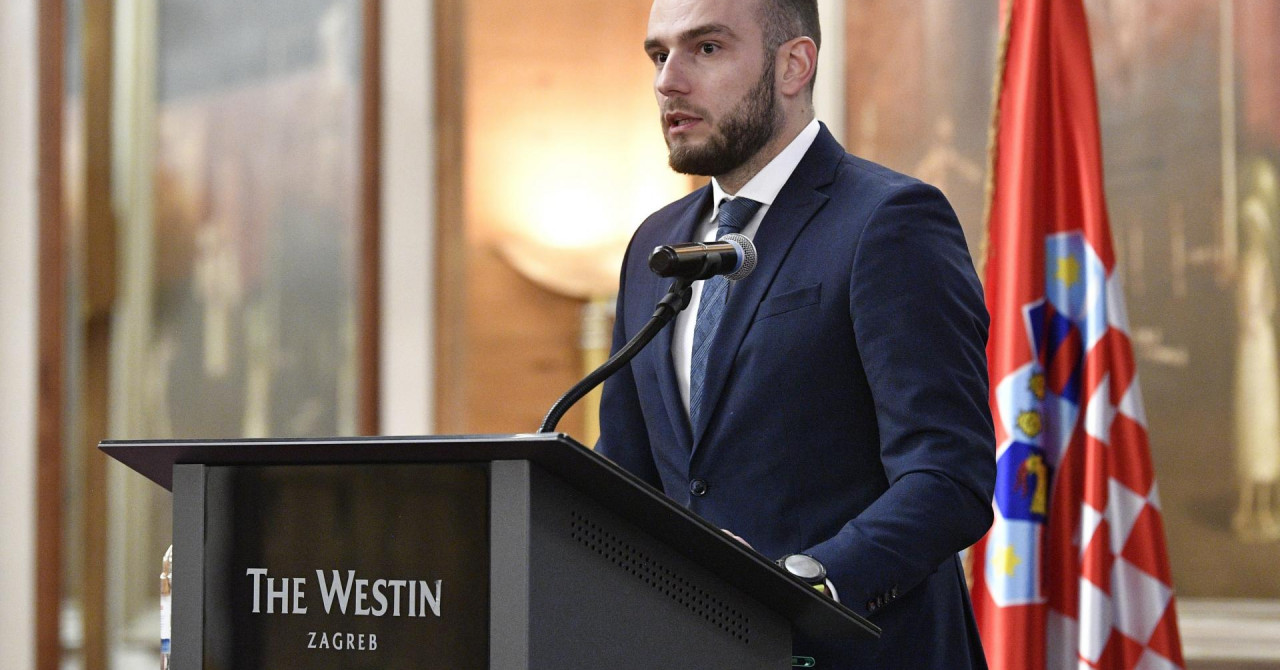 Jutarnji list - Traži se izmjena Aladrovićevog zakona: Od sramote s roditeljima njegovateljima ...