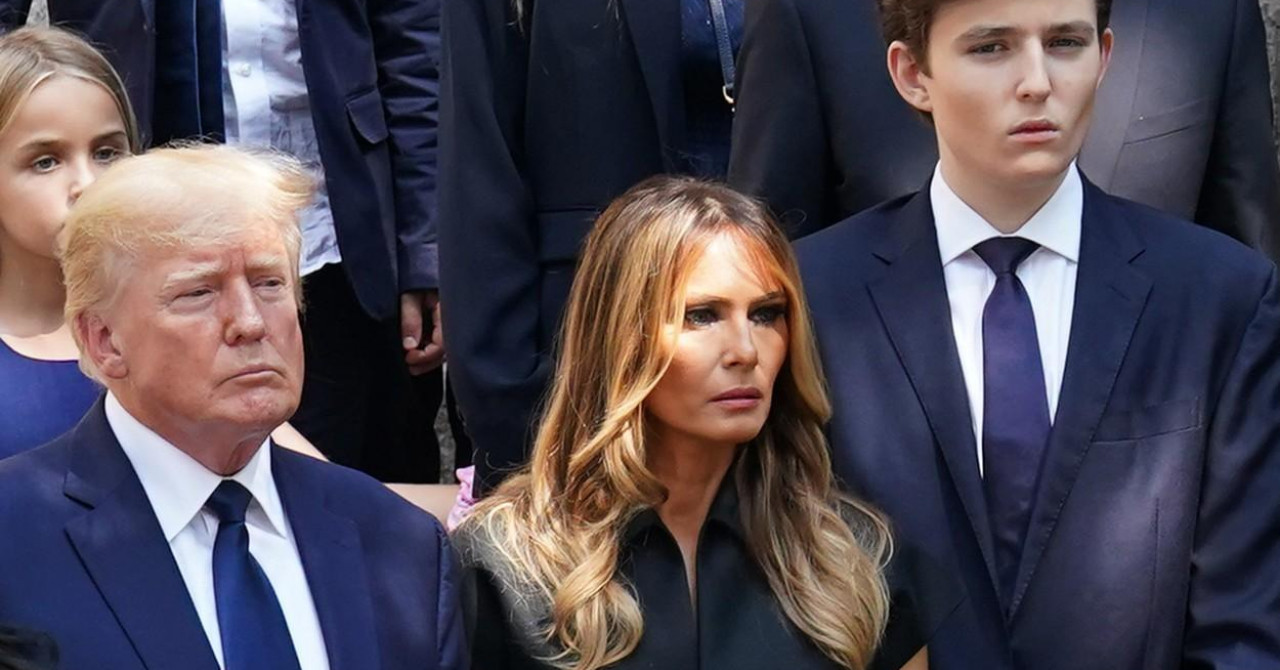 Gloria - Druži se sa samo s obitelji: Melania Trump jako je zaštitnička prema sinu Barronu