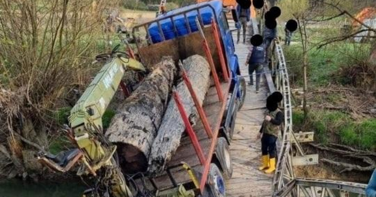 Jutarnji list - Na rijeci Krapini se urušio most, propao kamion: ' Ni pješke ne bih prešao preko ...