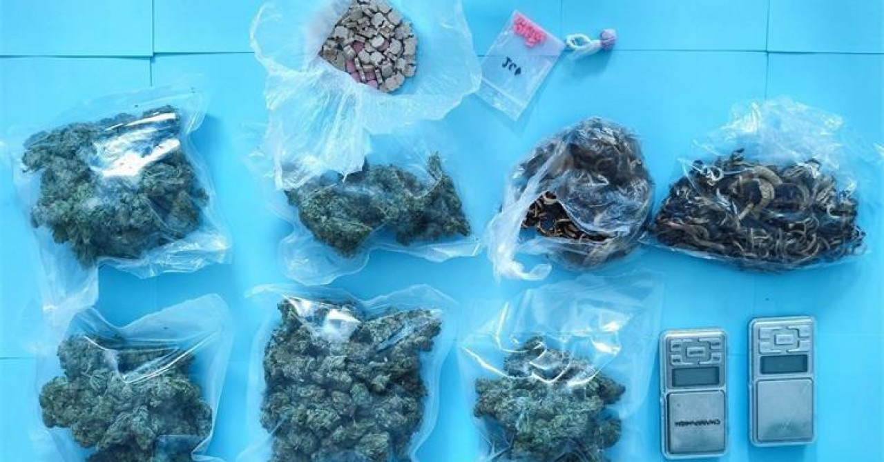 Jutarnji list - Kod mladih dilera našli razne vrste droge, među njima i ...