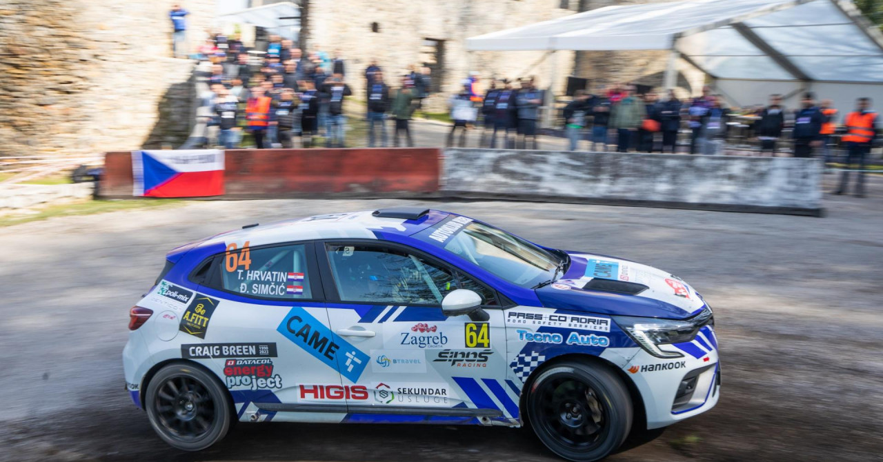 Auto Klub - Croatia Rally 2023: Hrvatin i Simčić u Renaultu Clio Rally4 ...