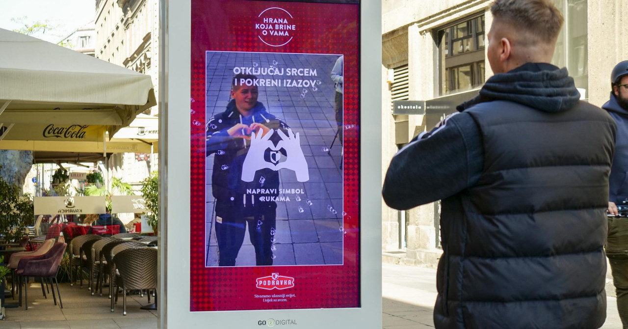 Jutarnji list - Jeste li sreli prolaznike Zagreba u joga pozama ovih dana? Znate li o kakvom je ...