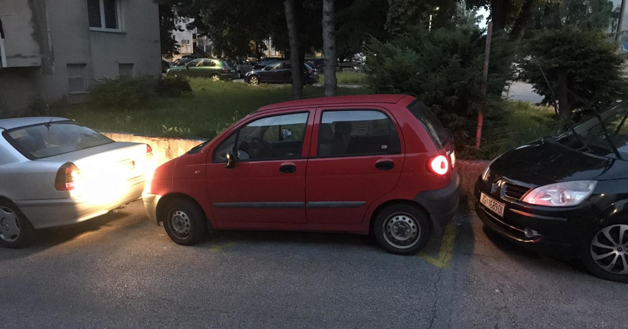 Jutarnji list - Revoltirana vozačica nudi 100 eura onome tko joj isparkira auto, prijetila i ...