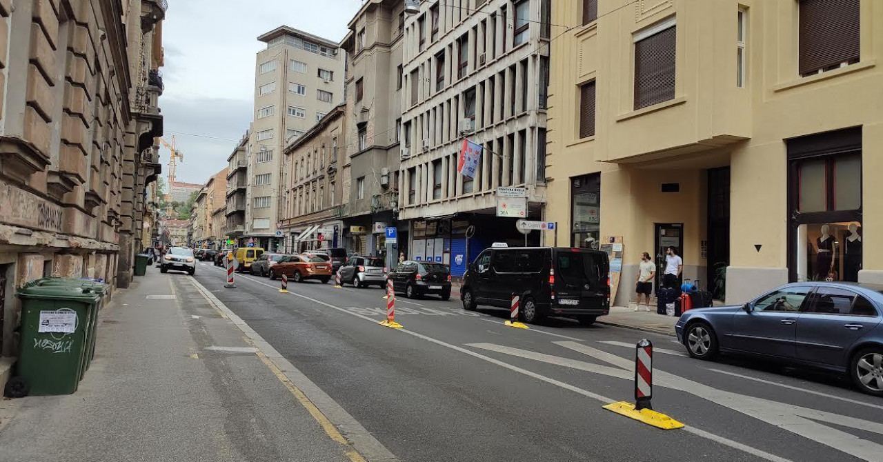 Jutarnji list - Muškarac u centru Zagreba pao sa skele u rupu duboku šest metara, bio je pri ...