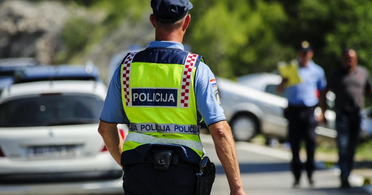 Jutarnji list - Pijani policajac s 1,48 promila u krvi skrivio prometnu nesreću u Slavoniji. Bit ...