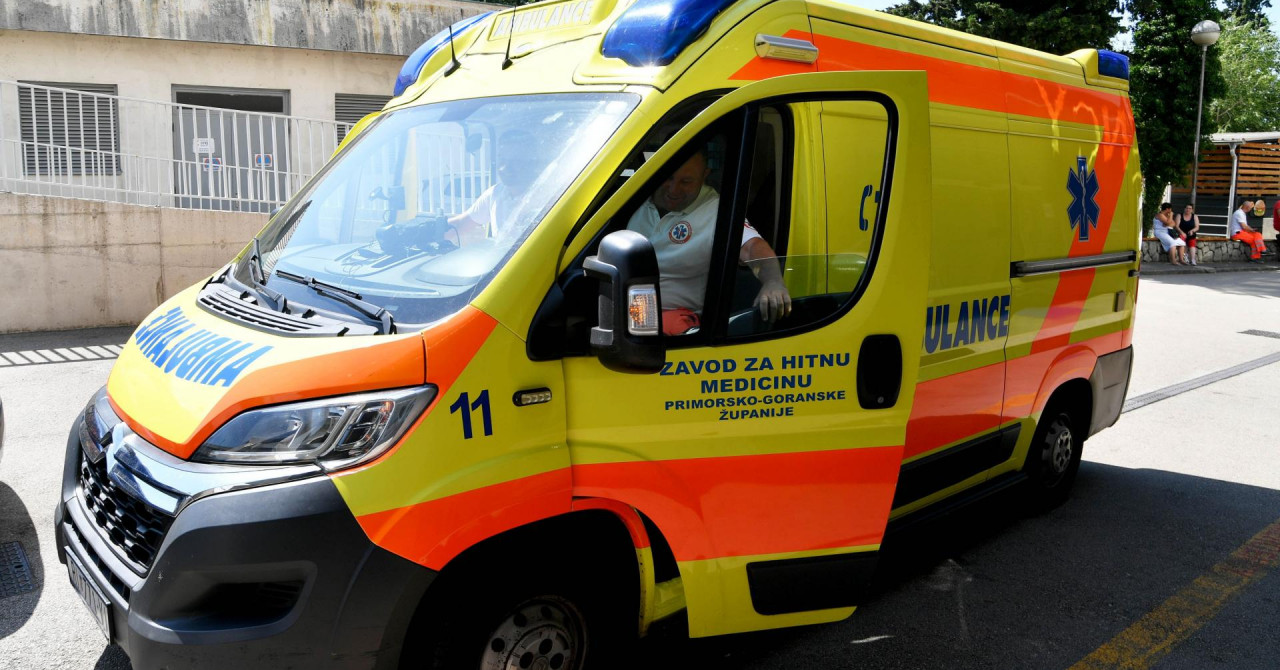 Jutarnji list - Strava kod Drniša, napadnut tim Hitne pomoći: ‘Prijetio ...