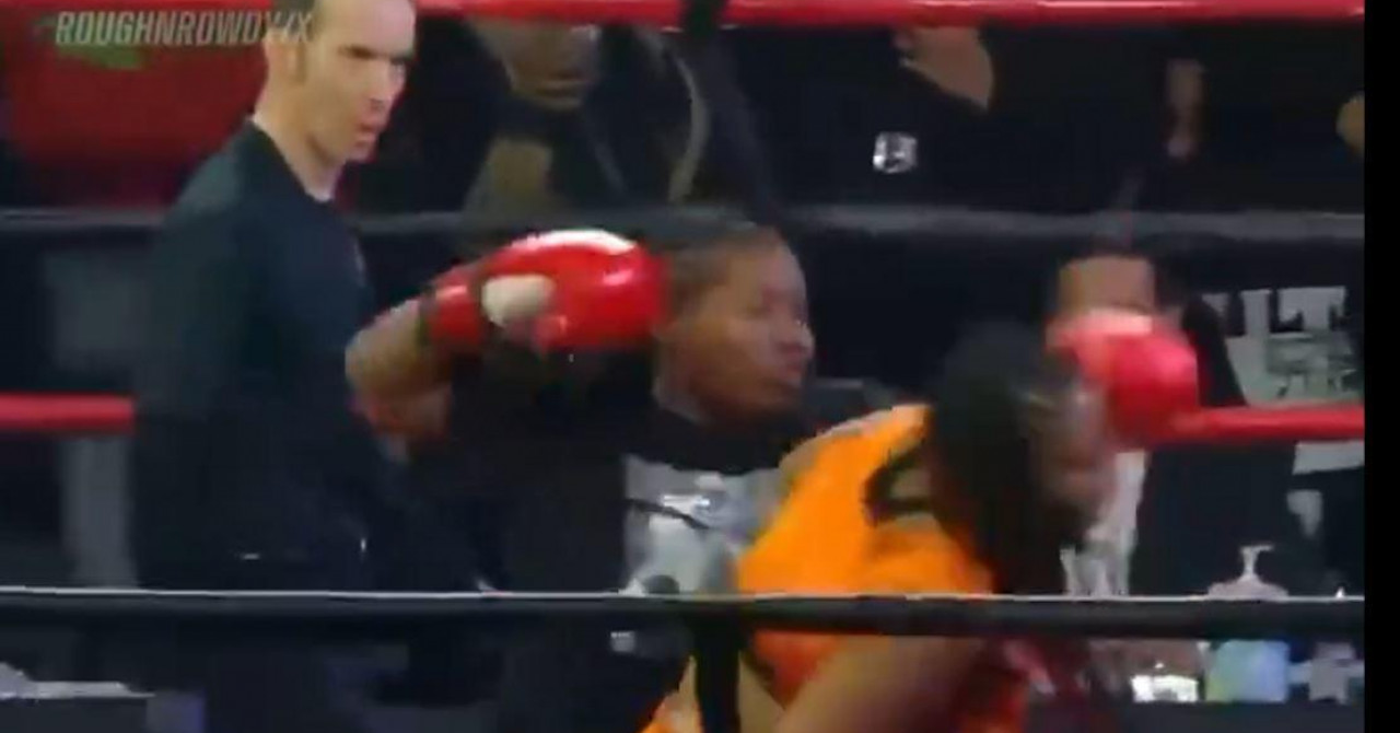 Fight Site - (VIDEO) Je li ovo najbizarnija borba svih vremena? Žena pobjegla iz ringa nakon ...