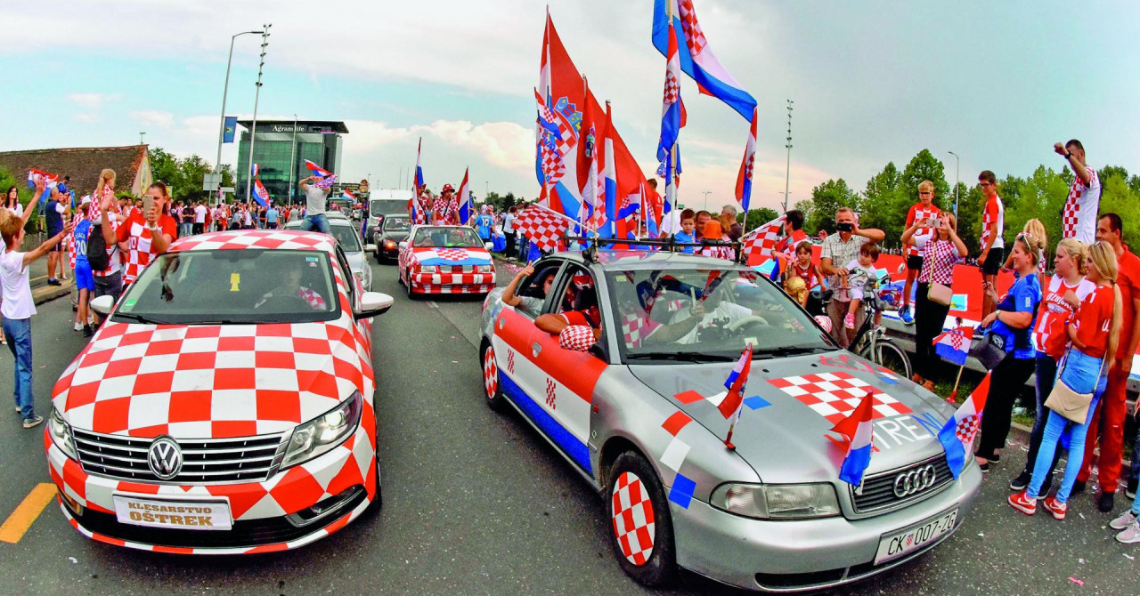 Auto Klub - Navijači vozite 'hladne glave': Na putovanju u Njemačku ...