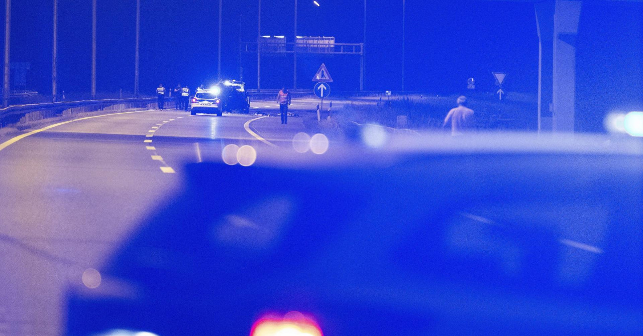 Jutarnji list - Pijani policajac vozio po autocesti u suprotnom smjeru i zabio se u auto ...