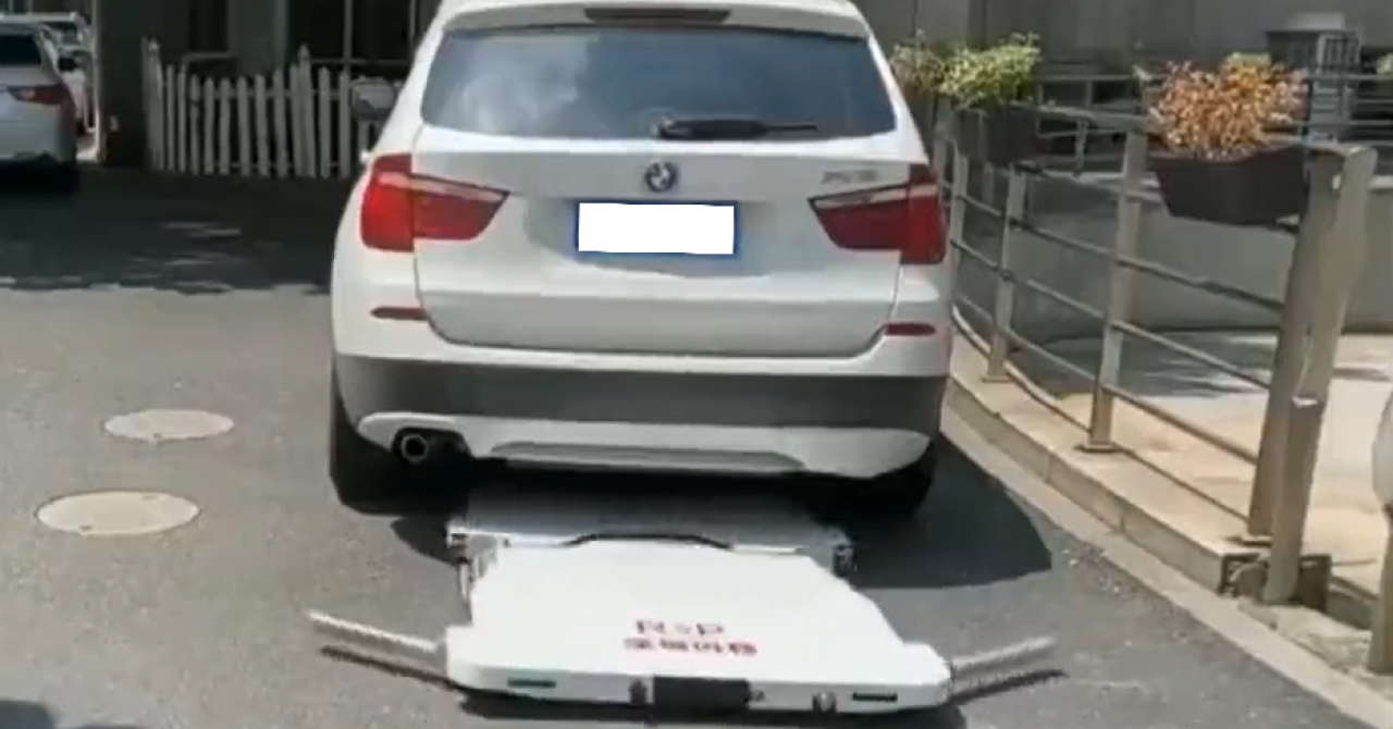 Auto Klub - 'Pauk' kamioni su glomazni i suvišni: Pogledajte u akciji ...