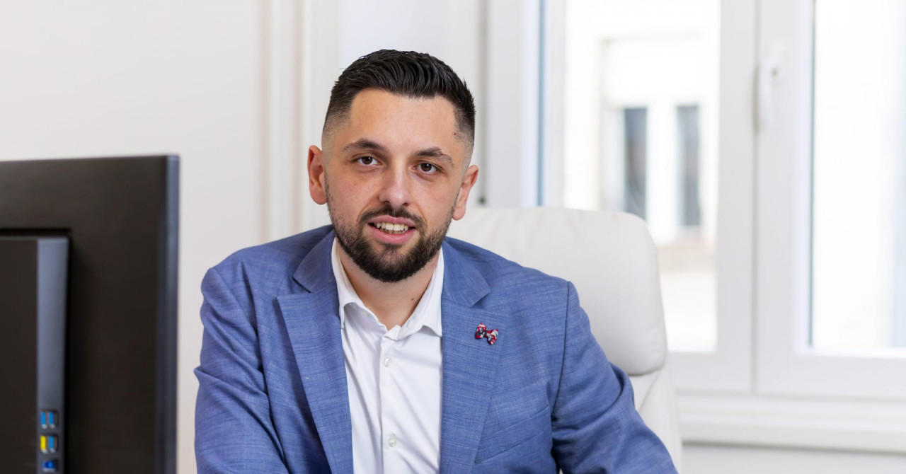 Jutarnji list - Poznati agent za nekretnine optužen da je organizirao ...