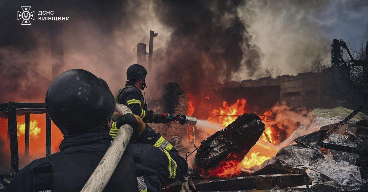 Jutarnji list - Masovni napad projektilima i dronovima, eksplozije tresle Kijev, Poljska u ranoj ...