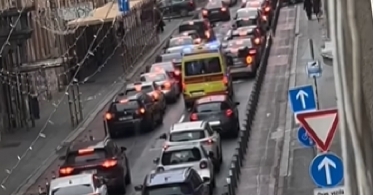 Jutarnji list - Vozači Hitne bijesni zbog stupića u centru Zagreba: 'Ogradili ste staze za ...