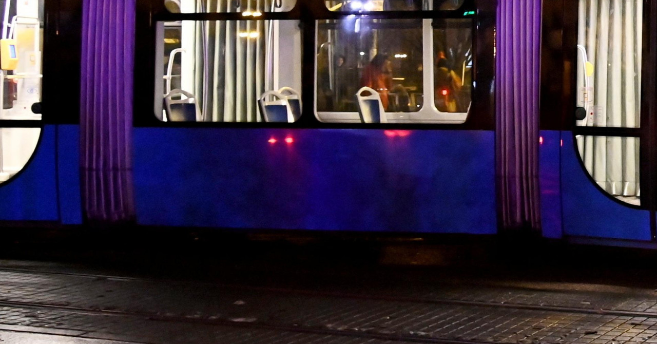 Jutarnji list - Kamion oštetio naponsku mrežu kod Maksimira, tramvaji ne voze