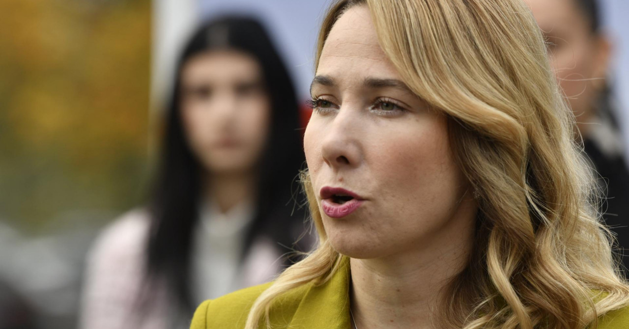 Jutarnji list - Marija Selak Raspudić: 'Jeste li primijetili detalj na plakatima Dragana ...