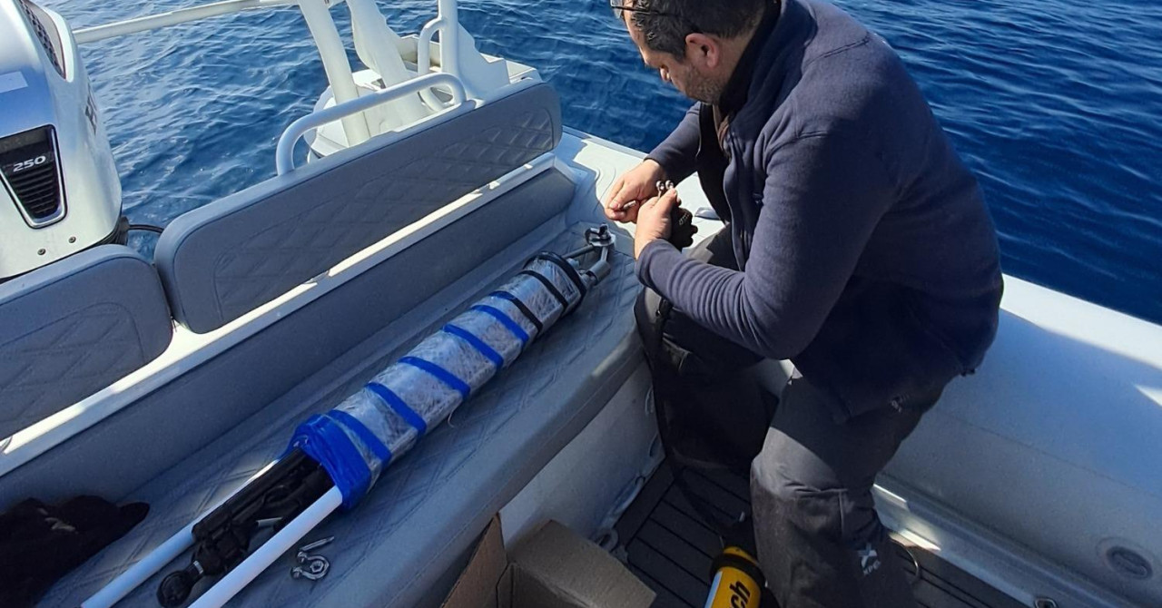 Jutarnji list - Zaposlenici Instituta Plavi svijet u Jabučkoj kotlini postavili uređaj za ...