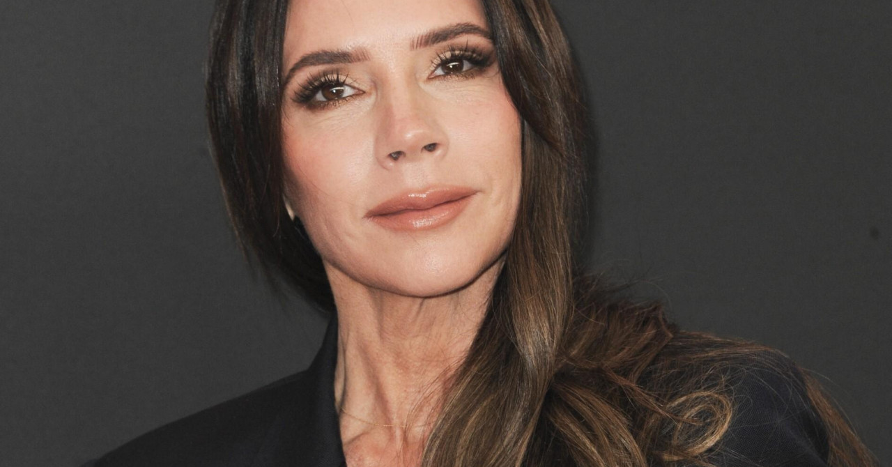 Gloria - Znate li kako izgleda mlađa sestra Victorije Beckham? Rijetko ju viđamo u javnosti, a ...