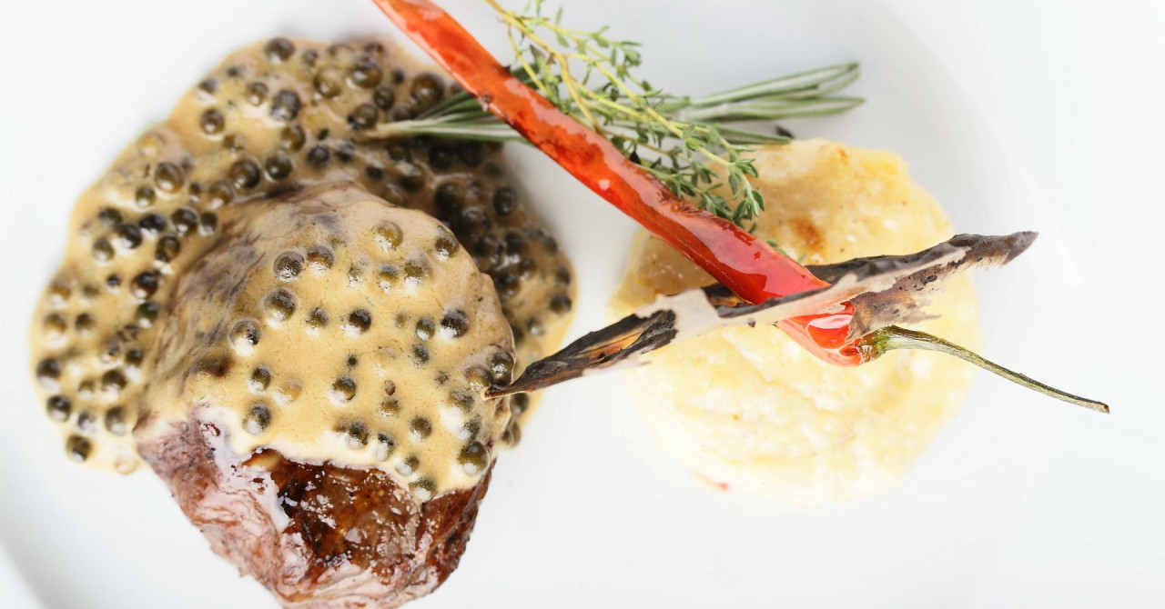 Dobra Hrana - Biftek u umaku od zelenog papra i sami možete pripremiti ...