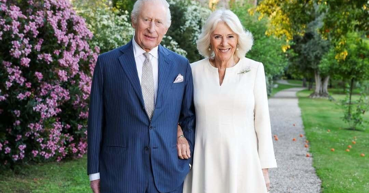 Gloria - Kralj Charles i kraljica Camilla slave 20. godišnjicu: Sve je ...