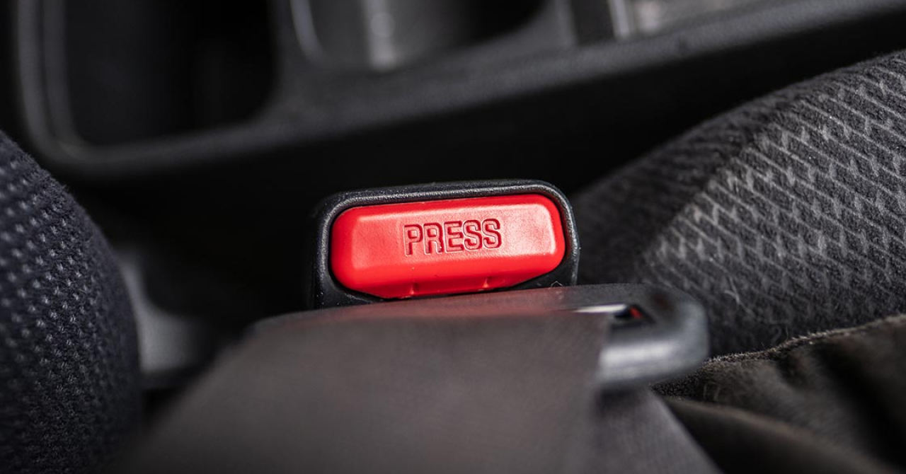 Auto Klub - Kada 75 kg postane 4,2 tone: Vežite sigurnosne pojaseve na ...