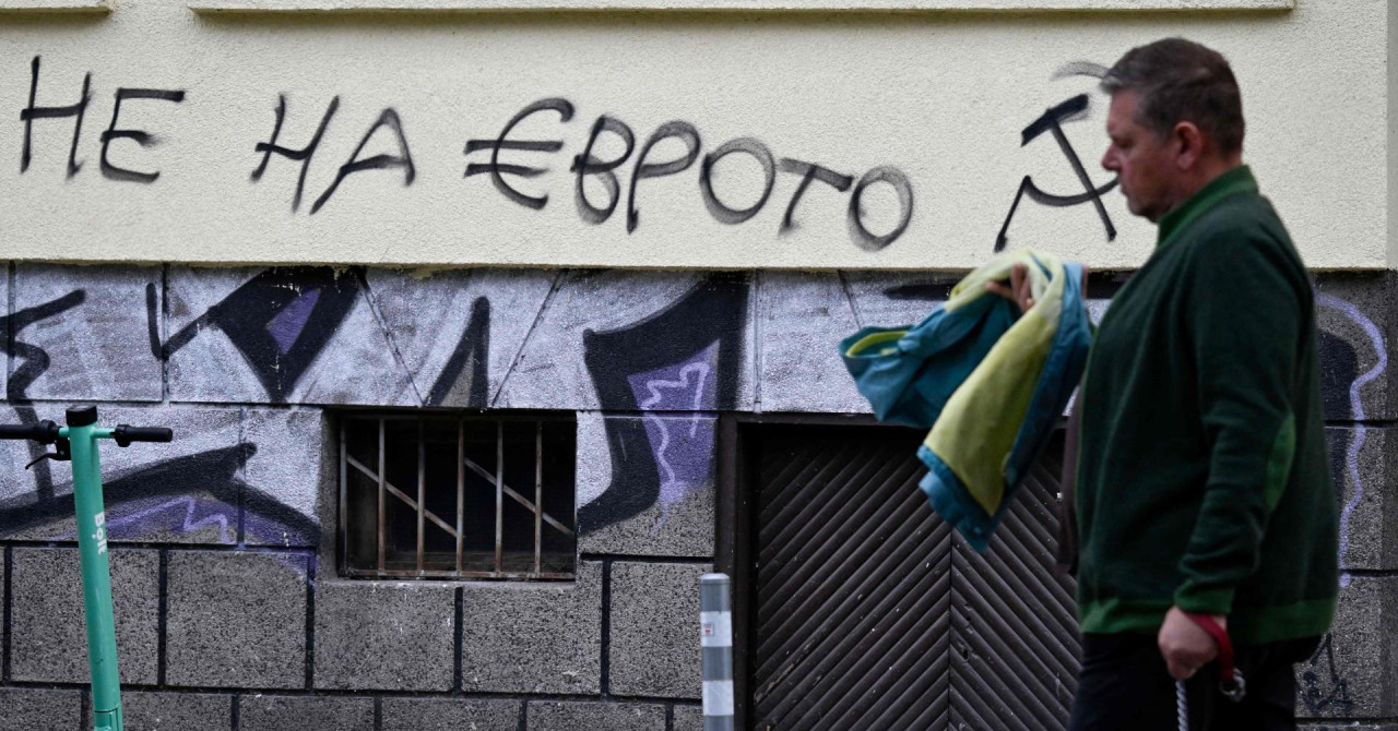 Jutarnji list - Bugari se masovno bune protiv uvođenja eura: 'Ukrcavamo se na Titanic, bit ćemo ...