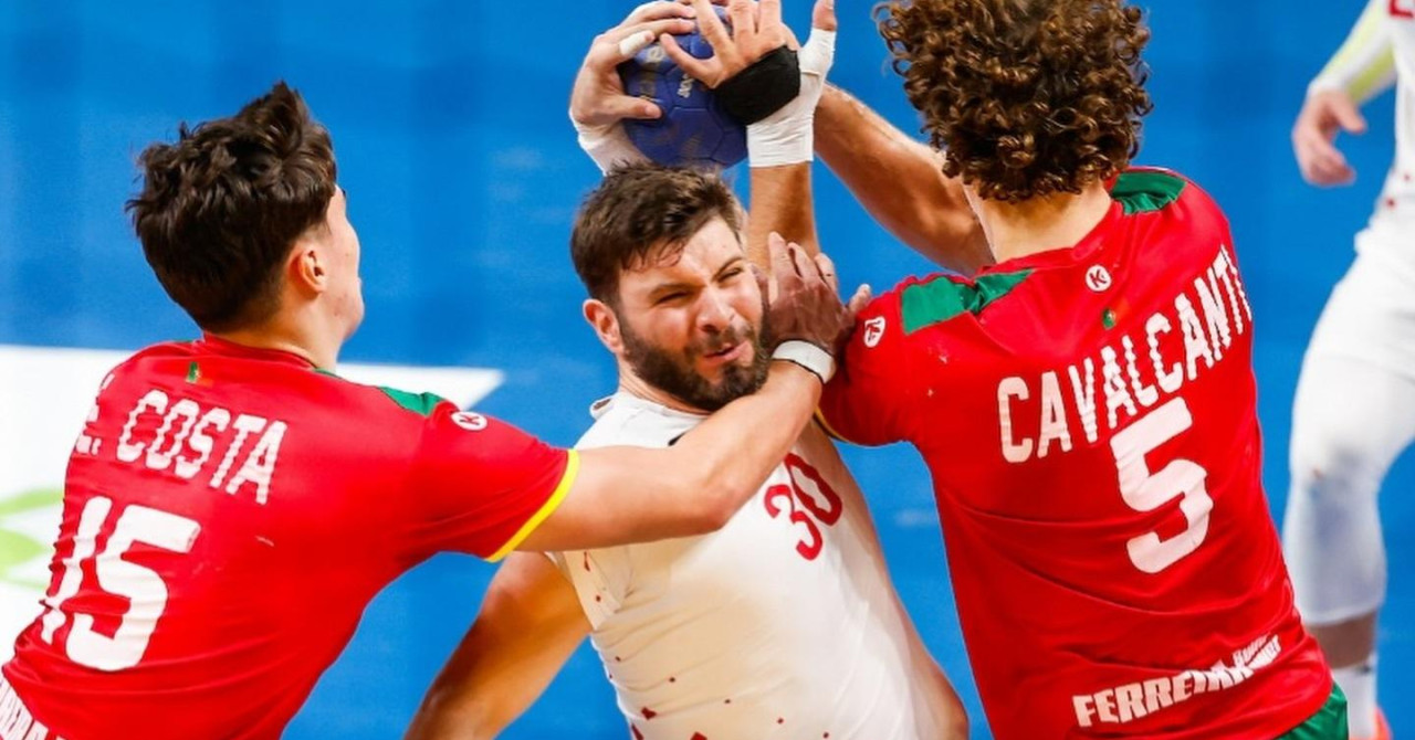 Sportske novosti - Jednom igraču stradala slezena, drugi slomio prst ...