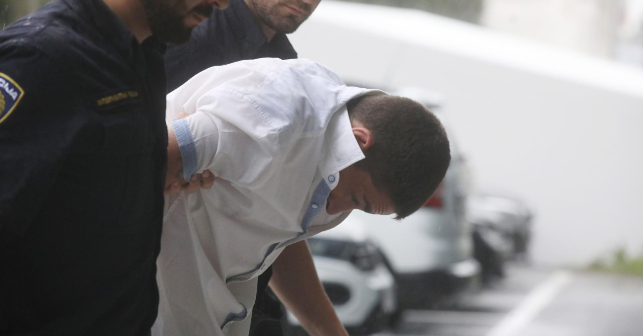 Jutarnji list - Ovo je Emanuel, mladić koji je osumnjičen da je majku ubio sjekirom na spavanju