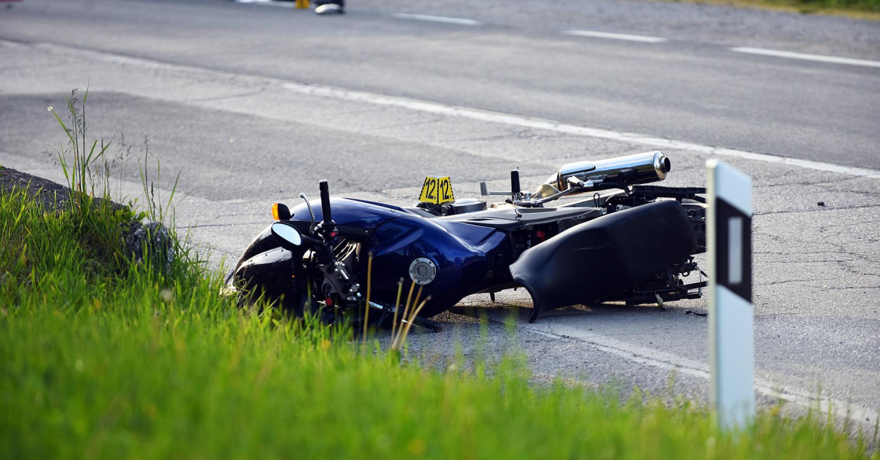 Jutarnji list - U teškom sudaru s osobnim vozilom kod Gornjeg Jelenja poginuo motociklist