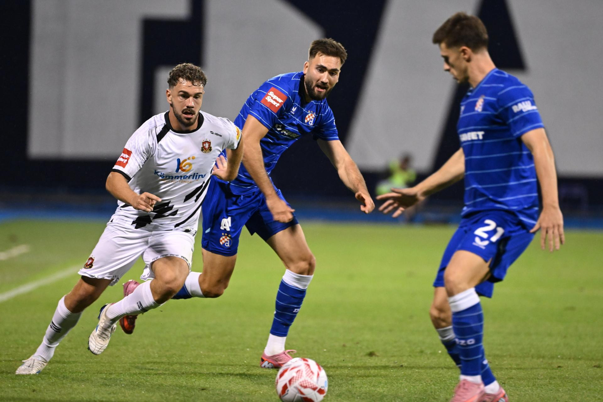 Sportske novosti - VIDEO: Debakl Dinama, Gorica prvi put u povijesti srušila Modre na Maksimiru!