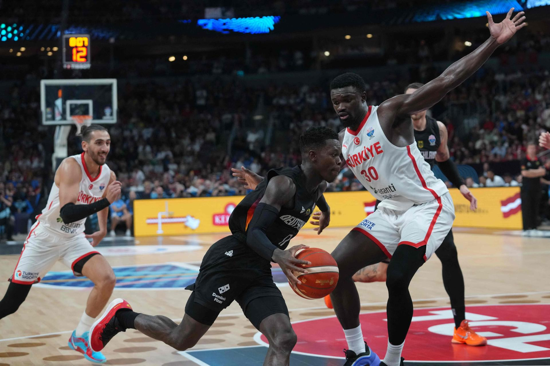 Sportske novosti - Njemačka u neviđenom trileru osvojila EuroBasket!