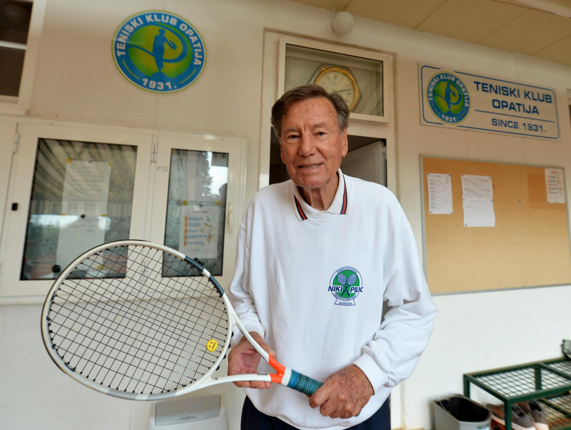 Sportske novosti - Umro je teniski velikan Nikola Pilić