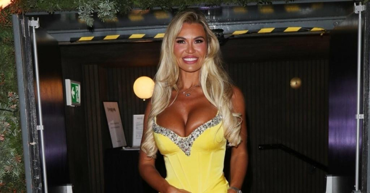 Jutarnji list - Slavna manekenka uživa na Ibizi nakon razvoda: Pokazala je sve atribute u ...