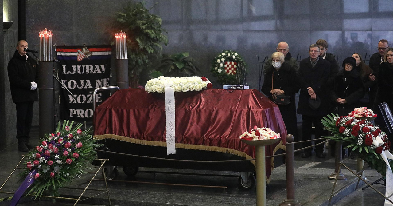 Jutarnji list - Stotine ljudi oprostile su se od Sanjina Španovića: Na posljednji ispraćaj ...