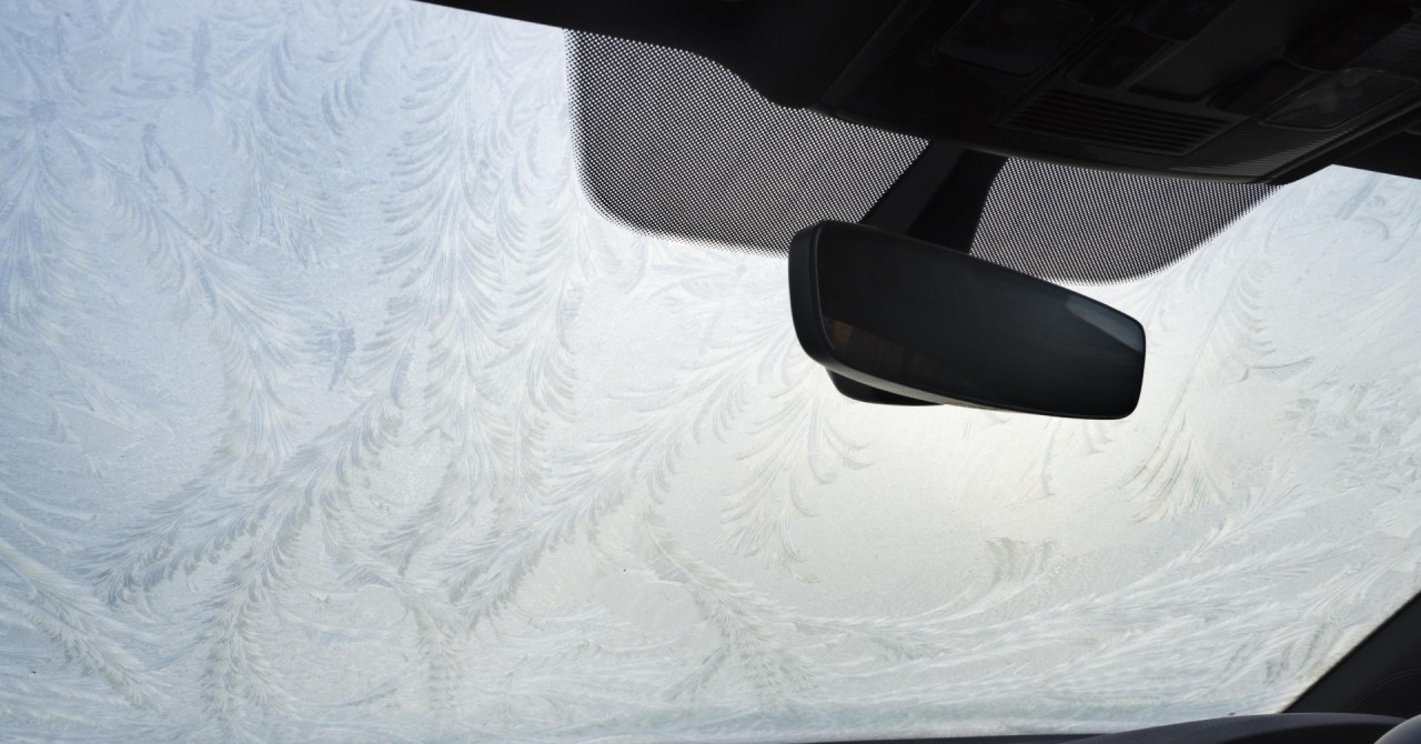 Auto Klub - Ušli ste ujutro u automobil i primijetili zaleđenu ...