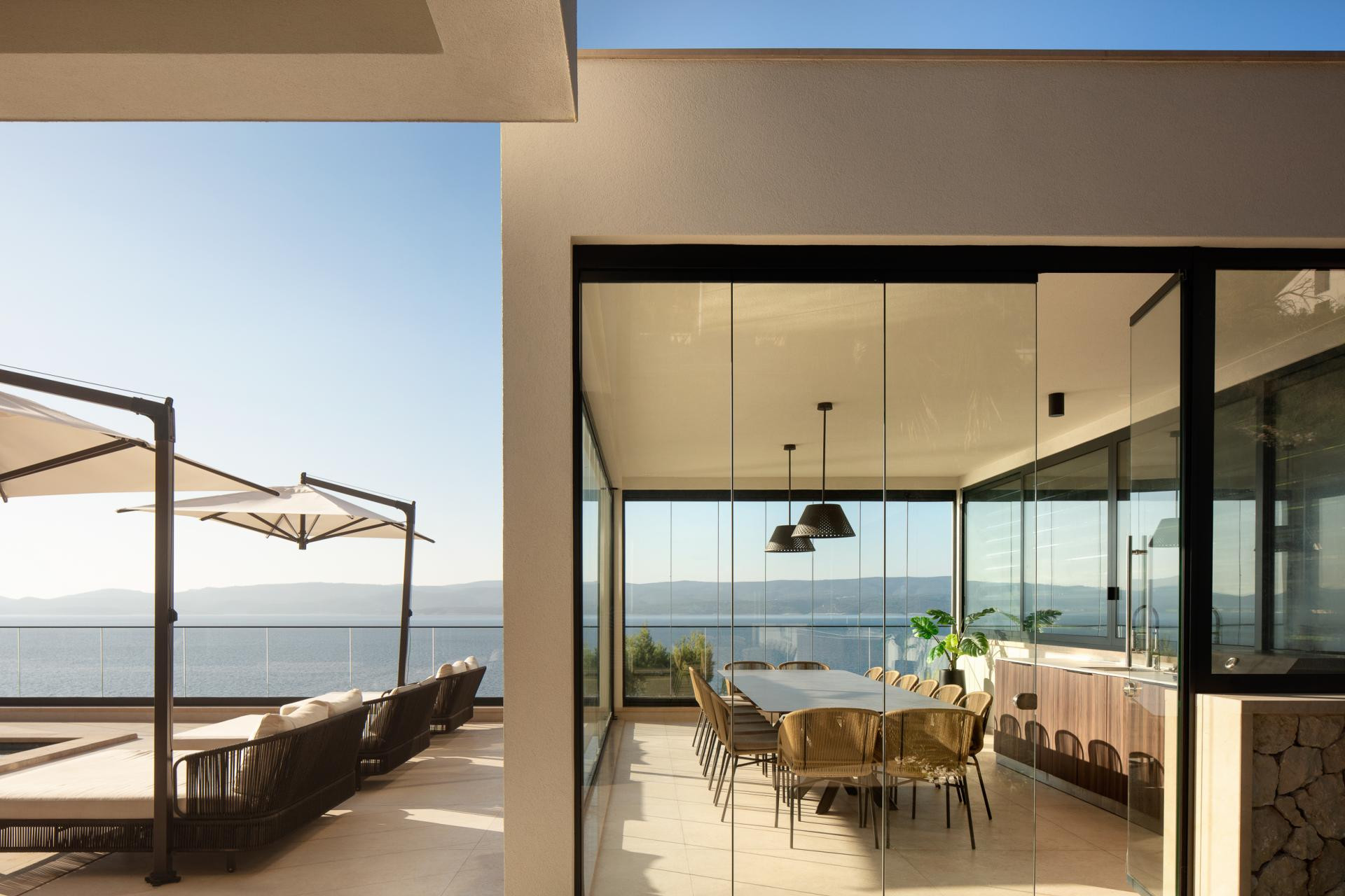Dom i dizajn - Pogledajte golemu luksuznu vilu koja je nikla u Mimicama ...