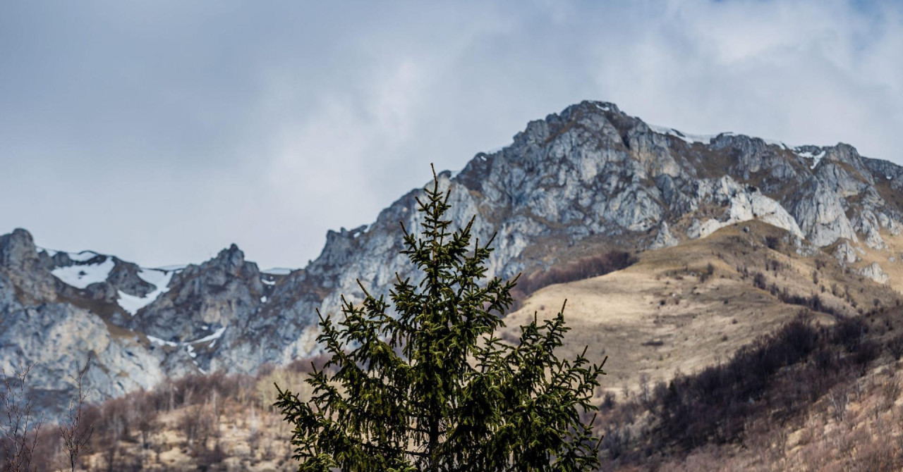 Like - Postoji i teorija da leži na vodi. Dragulj Bosne i Hercegovine ...